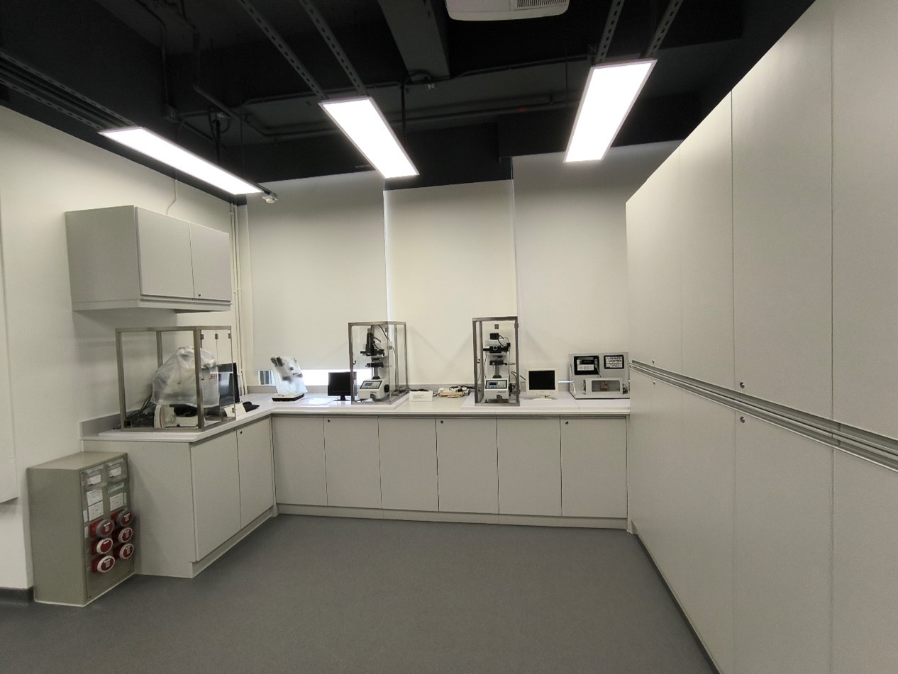 Electrical Engineering and Physics Laboratory